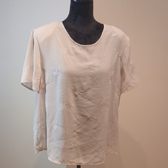 Laura Scott | Tops | Laura Scott Cream Blouse With Embroidered Details ...